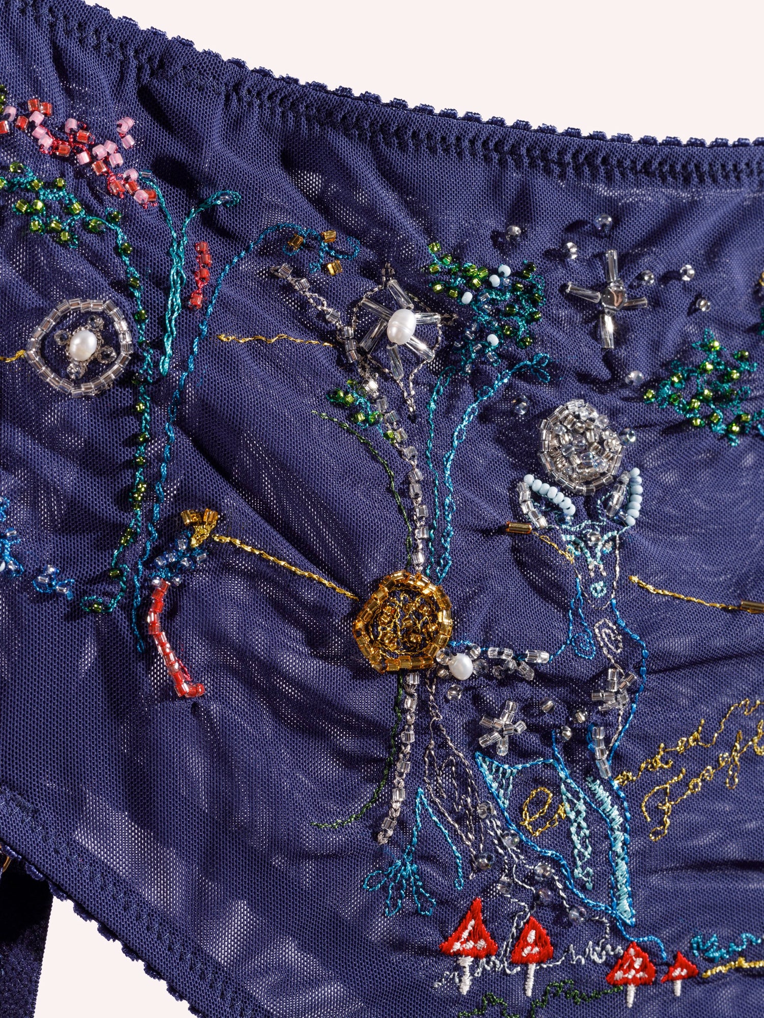 Love & Swans US Official Website